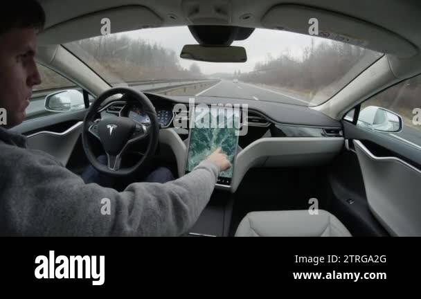 Path routing Stock Videos & Footage - HD and 4K Video Clips - Alamy