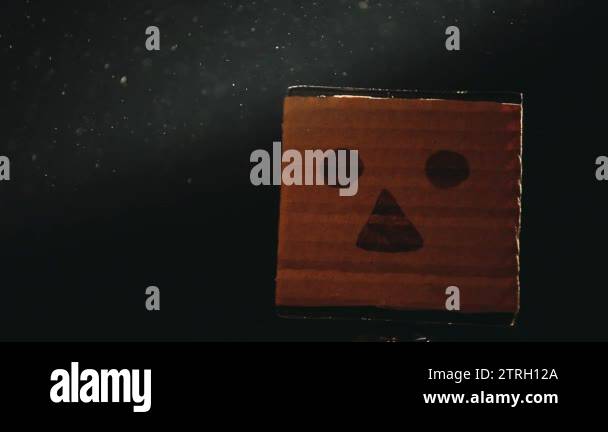 Robot paper face molecule dynamic Stock Video Footage - Alamy