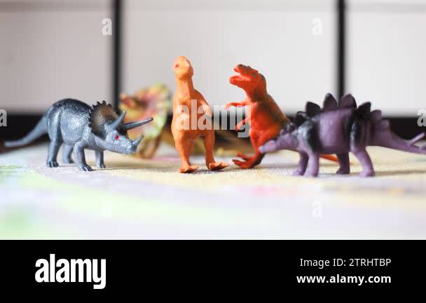 Carnivore dinosaurs Stock Videos & Footage - HD and 4K Video Clips - Alamy