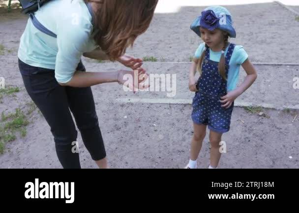 Objurgate Stock Videos & Footage - HD and 4K Video Clips - Alamy