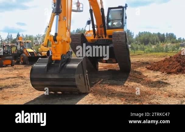 Excavator construction heavy machine Stock Videos & Footage - HD and 4K ...