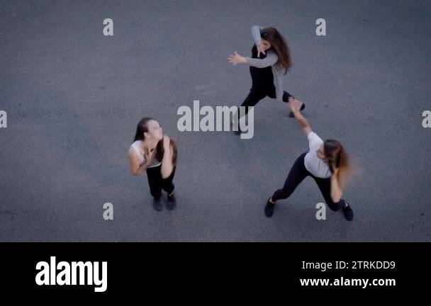 Female dancing figures Stock Videos & Footage - HD and 4K Video Clips ...