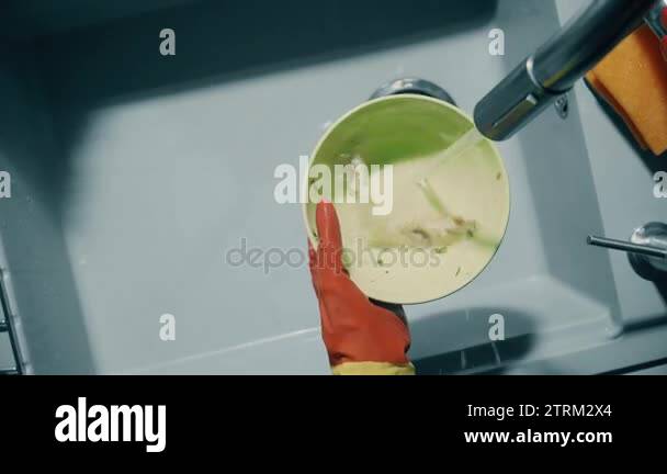 Wash food waste Stock Videos & Footage - HD and 4K Video Clips - Alamy