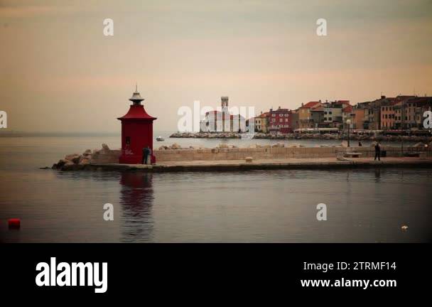 Poeople Stock Videos & Footage - HD and 4K Video Clips - Alamy