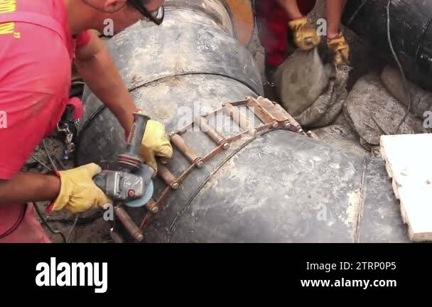 Building attachment welding Stock Videos & Footage - HD and 4K Video ...