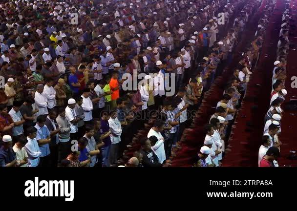 Muslim prayer time Stock Videos & Footage - HD and 4K Video Clips - Alamy