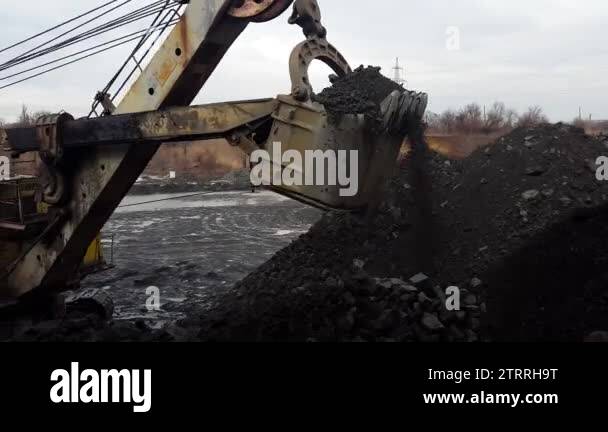 Coal mine car wheels Stock Videos & Footage - HD and 4K Video Clips - Alamy