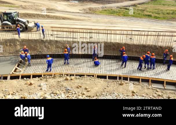 Basic Scaffolding Stock Videos Footage Hd And 4k Video Clips Alamy