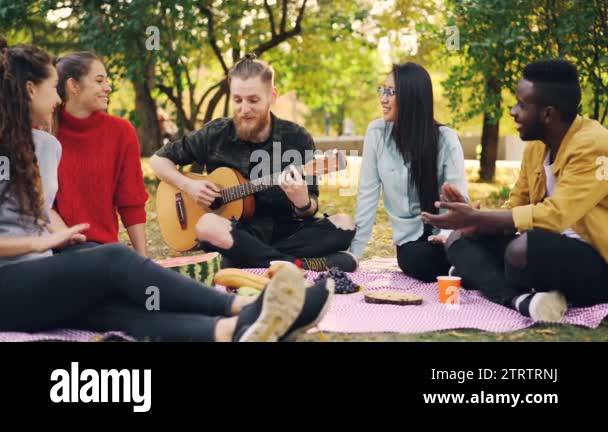 Students clapping music Stock Videos & Footage - HD and 4K Video Clips ...