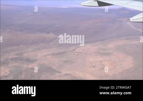 Desert airplane Stock Videos & Footage - HD and 4K Video Clips - Alamy