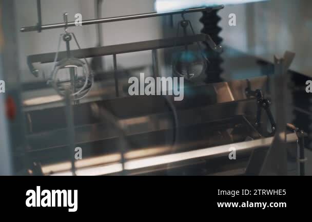 Optical chamber Stock Videos & Footage - HD and 4K Video Clips - Alamy