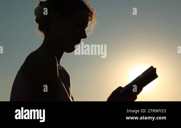 Sun woman face silhouette Stock Videos & Footage - HD and 4K Video ...