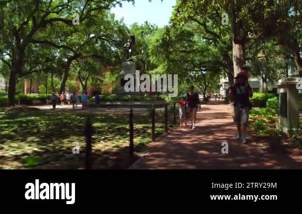 Town square Stock Videos & Footage - HD and 4K Video Clips - Alamy