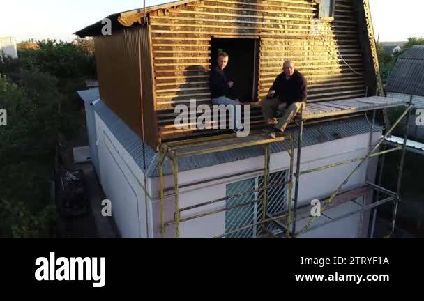 Builders on lunch break Stock Videos & Footage - HD and 4K Video Clips ...