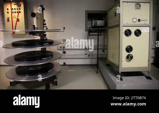 Machines Stock Videos & Footage - HD and 4K Video Clips - Alamy