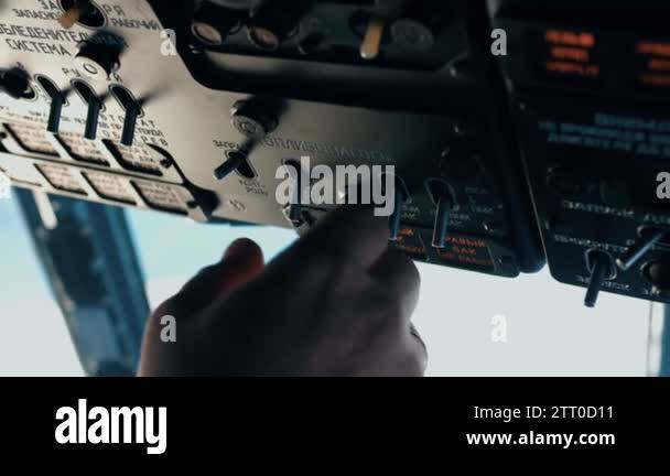 Chopper pilot Stock Videos & Footage - HD and 4K Video Clips - Alamy