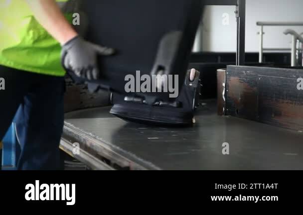 Baggage track Stock Videos & Footage - HD and 4K Video Clips - Alamy