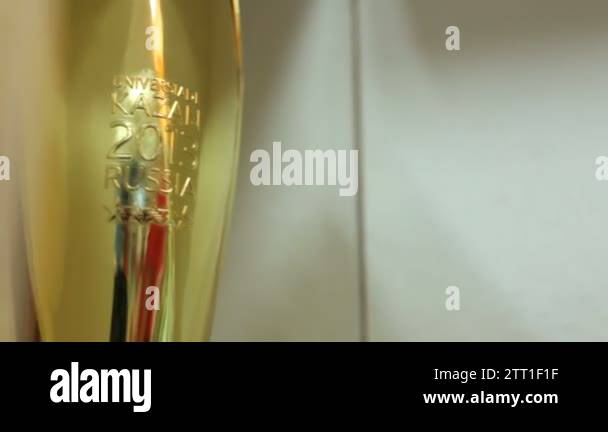 Gold cup win Stock Videos & Footage - HD and 4K Video Clips - Alamy