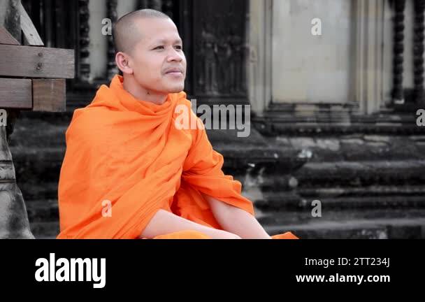 Thai monk smoking Stock Videos & Footage - HD and 4K Video Clips - Alamy