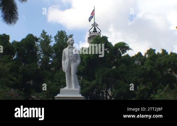 Statue of carlos Stock Videos & Footage - HD and 4K Video Clips - Alamy