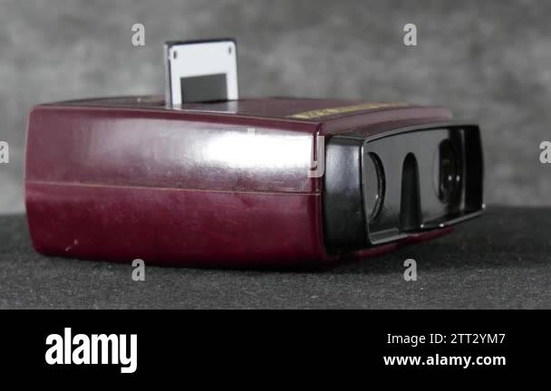 Vintage slide viewer Stock Videos & Footage - HD and 4K Video Clips - Alamy