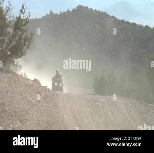 Headlights on the road Stock Videos & Footage - HD and 4K Video Clips ...