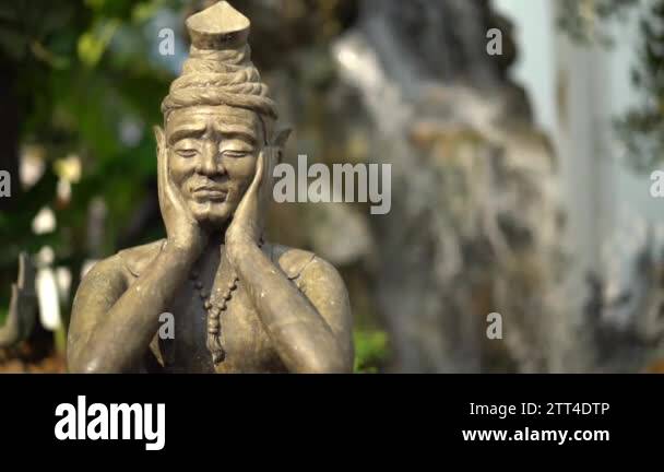 Contorted body Stock Videos & Footage - HD and 4K Video Clips - Alamy