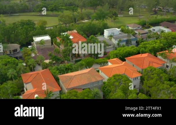 Luxury residential homes Stock Videos & Footage - HD and 4K Video Clips ...