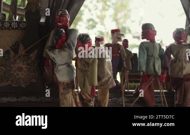 Wayang golek puppets Stock Videos & Footage - HD and 4K Video Clips - Alamy