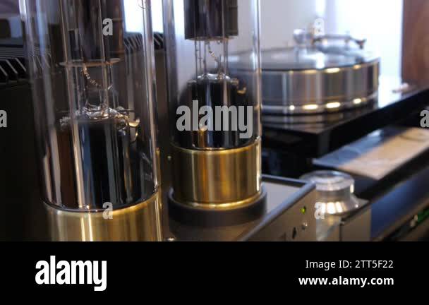 Amplifier lamp Stock Videos & Footage - HD and 4K Video Clips - Alamy