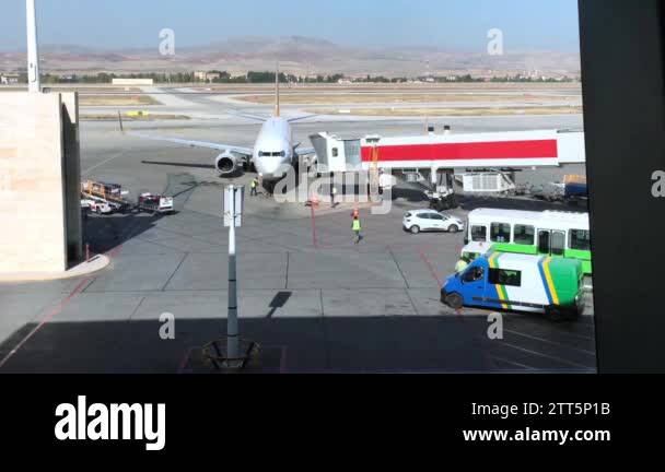 Airport takeoff runway Stock Videos & Footage - HD and 4K Video Clips ...