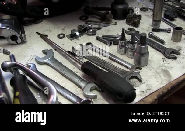 Workshop repair Stock Videos & Footage - HD and 4K Video Clips - Alamy