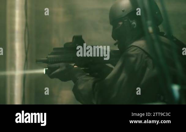 Special Forces Fully Equipped Soldier Searches Internationally Wanted ...