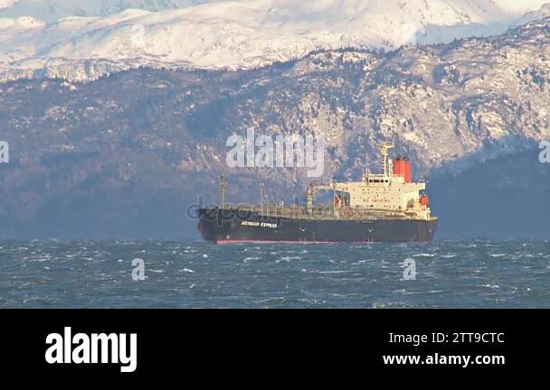 Oil rig and storm Stock Videos & Footage - HD and 4K Video Clips - Alamy