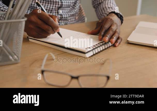 Autograph notes Stock Videos & Footage - HD and 4K Video Clips - Alamy