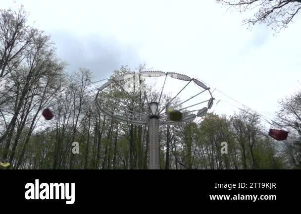 Circular carousel Stock Videos & Footage - HD and 4K Video Clips - Alamy