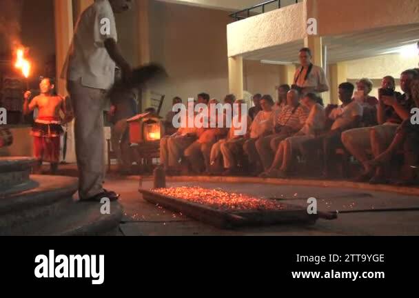Fire walkers kandy Stock Videos & Footage - HD and 4K Video Clips - Alamy