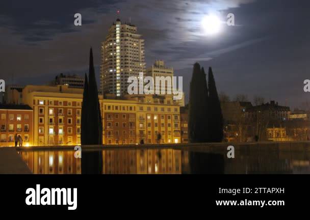 Daylight and high rise building reflection Stock Videos & Footage - HD ...