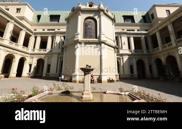 Traditional university campus Stock Videos & Footage - HD and 4K Video ...