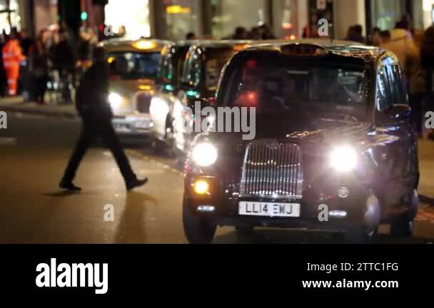 Hackney cab Stock Videos & Footage - HD and 4K Video Clips - Alamy
