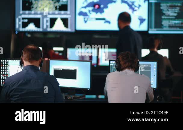 Control centre airport Stock Videos & Footage - HD and 4K Video Clips ...