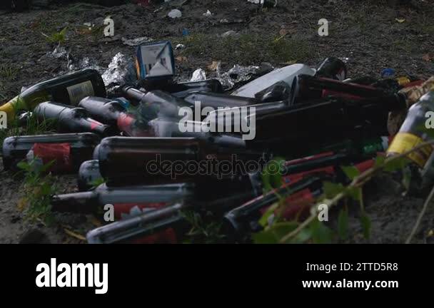 Coastline buried in plastic waste and toxic leftovers, danger of air ...