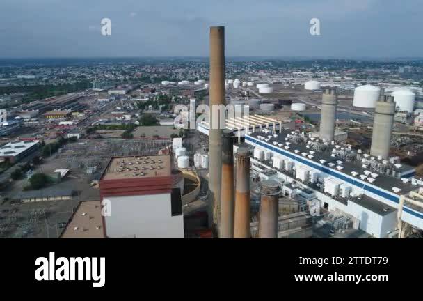 Smoke stack aerial Stock Videos & Footage - HD and 4K Video Clips - Alamy