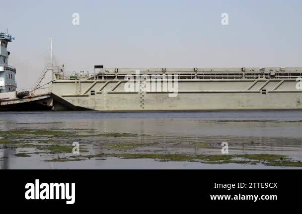 Island tug and barge Stock Videos & Footage - HD and 4K Video Clips - Alamy