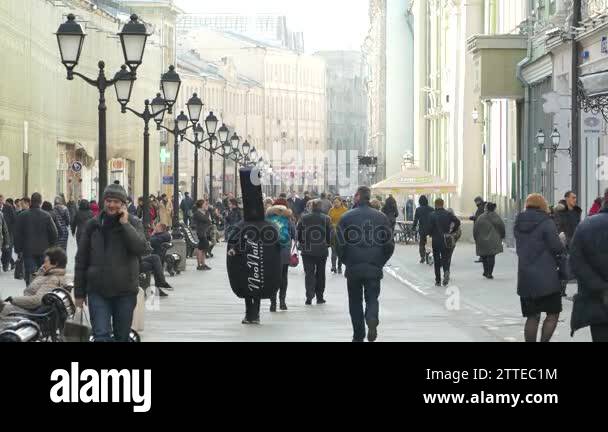 Moscow people walk in Stock Videos & Footage - HD and 4K Video Clips ...