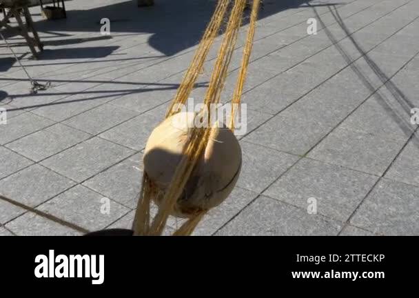 Coconut shell craft Stock Videos & Footage - HD and 4K Video Clips - Alamy