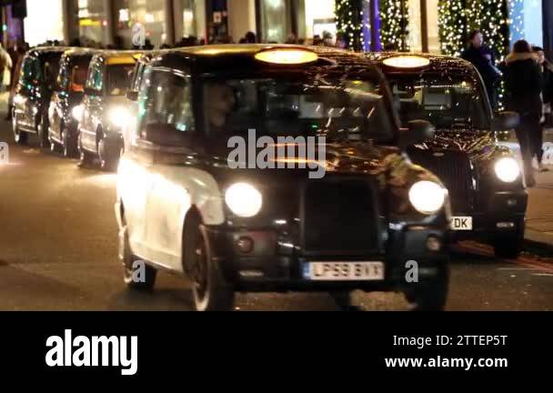 Victorian cabs Stock Videos & Footage - HD and 4K Video Clips - Alamy