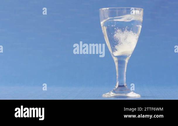 Effervescent bubbles in glass Stock Videos & Footage - HD and 4K Video ...