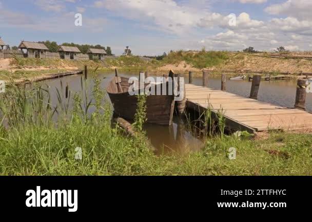 Pond with boat Stock Videos & Footage - HD and 4K Video Clips - Alamy