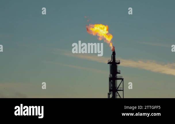 Gas refinery flare stack Stock Videos & Footage - HD and 4K Video Clips ...